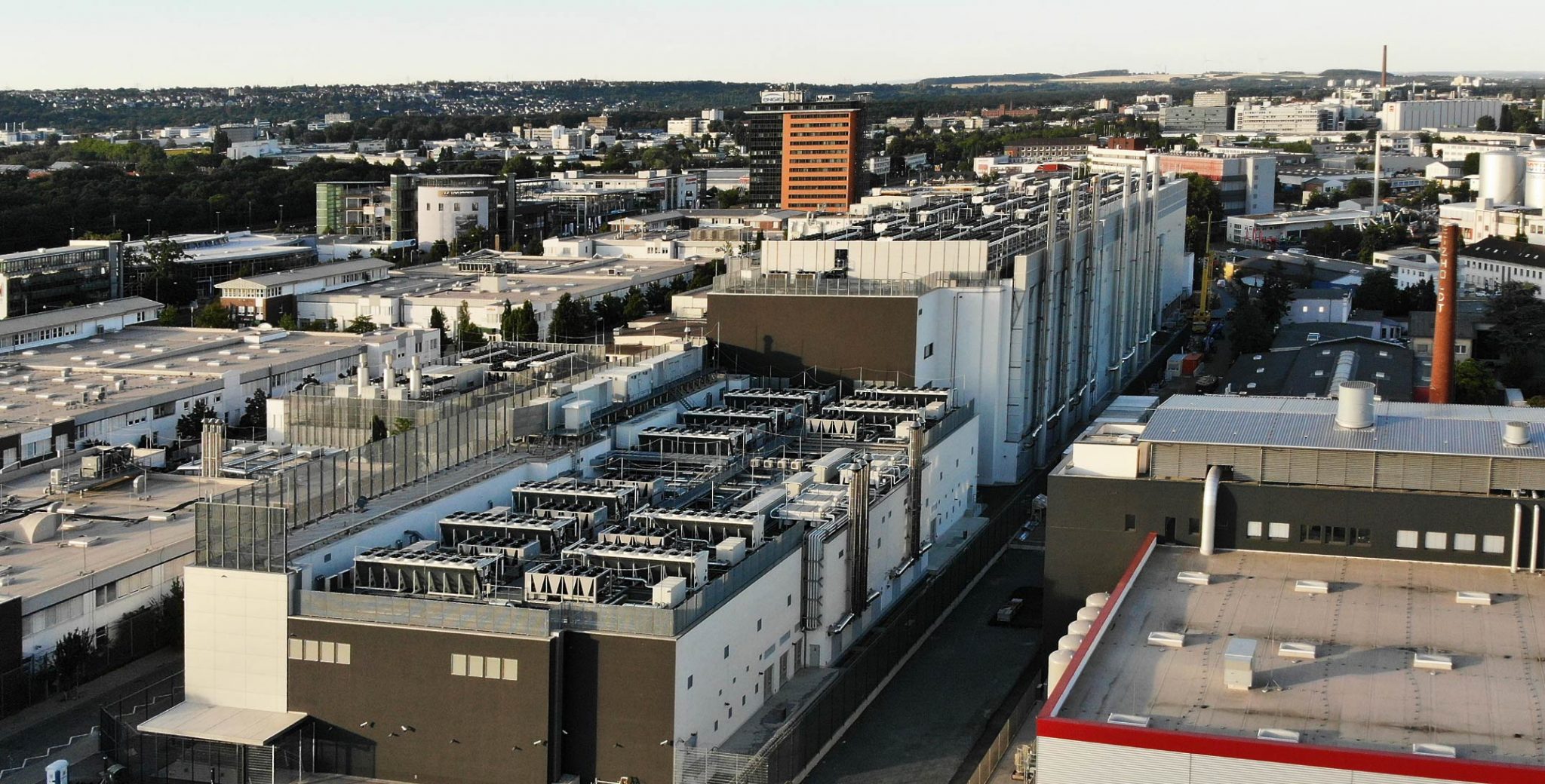 The Market for Data Centers in Frankfurt Is Booming - Michael Wutzke